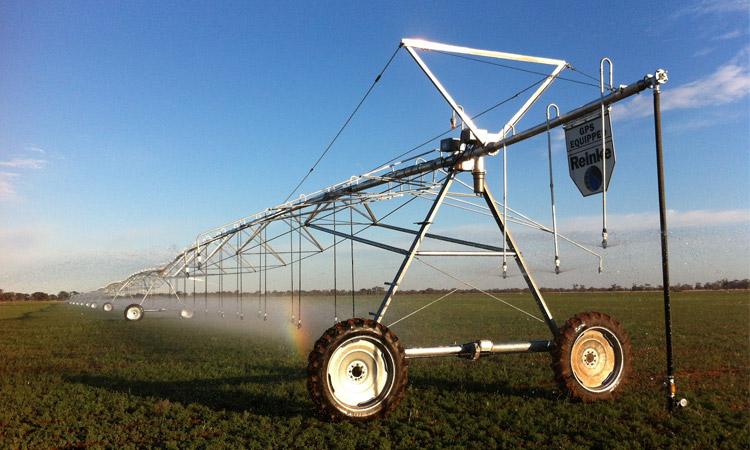 Centre Pivots & Lateral Move